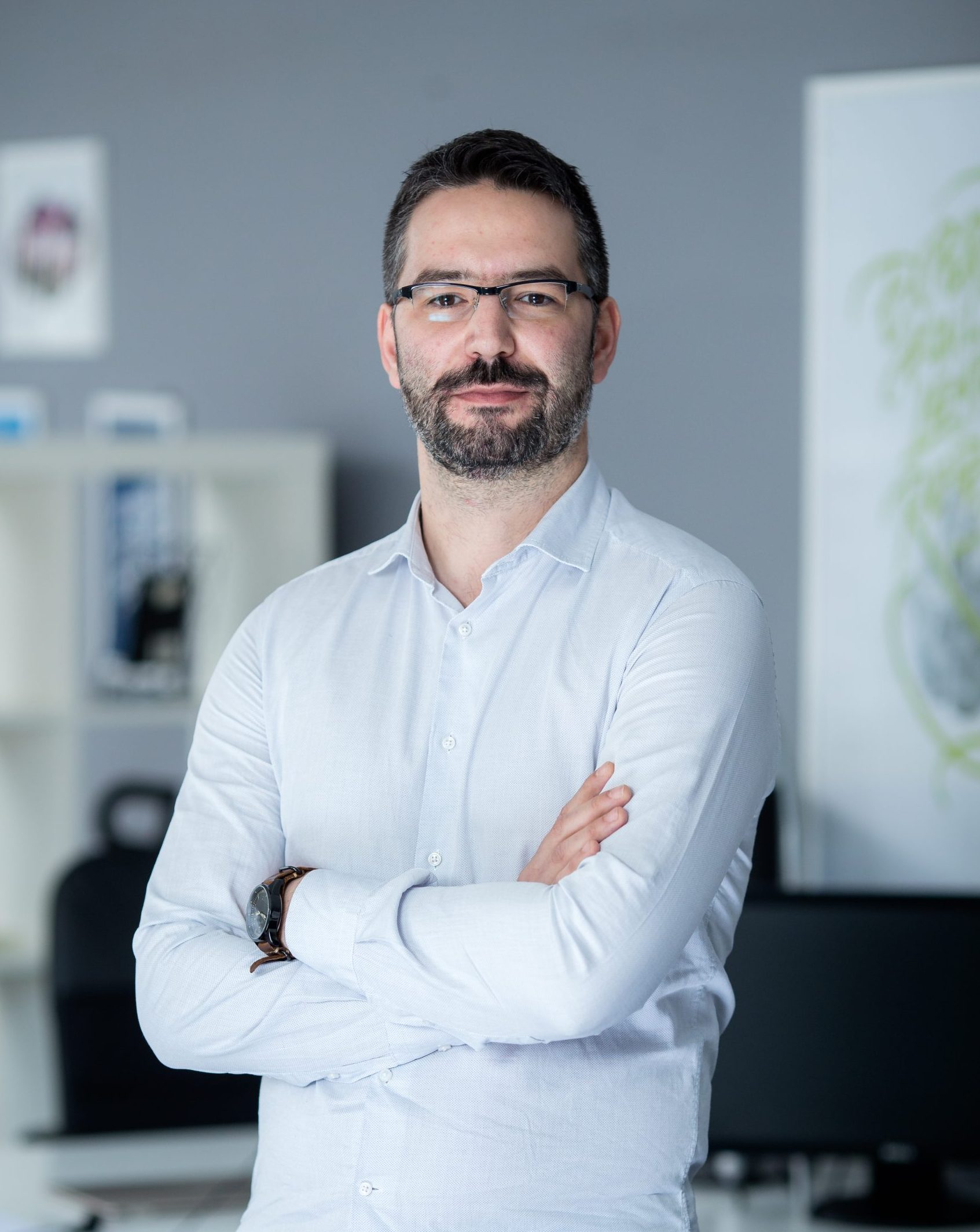 Ivan Dimitrijević - Digital Communications Institute